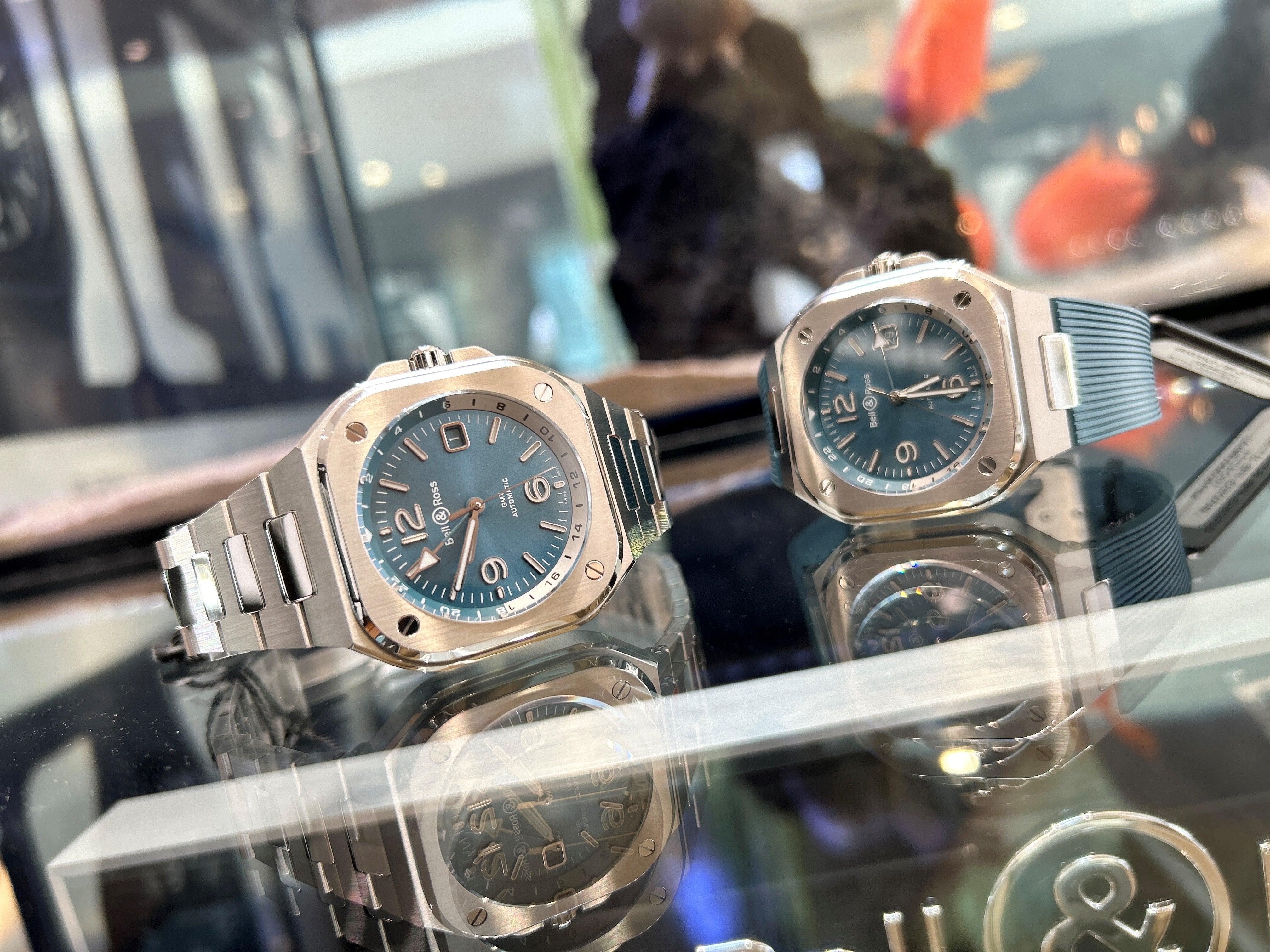 ”澄みきった青空”涼し気なBell＆Rossおススメの2本♪ 富山店 – WING REVOLUTION